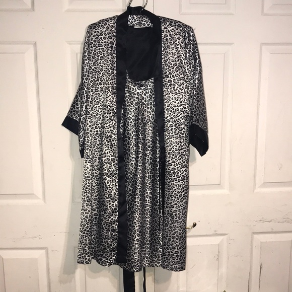 Contessa Di Roma | Intimates & Sleepwear | Womens 3pc Leopard Lingerie ...